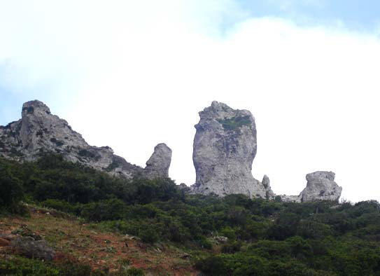 SENDERISMO EN EL RIF/RANDONNÉES DANS LE RIF: DHAR HAJAR Y FAHS LEMHAR ...