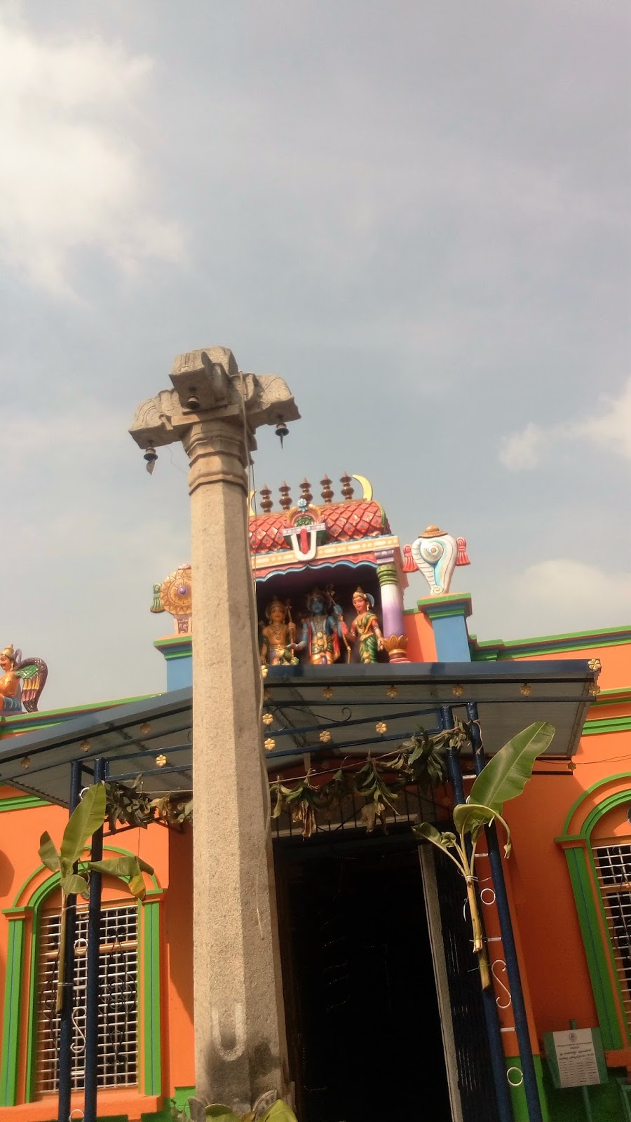 Saibaba Temples: Bidadi Bus Stand Sai