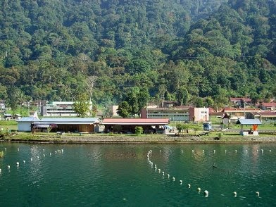 Ayo !!! Berwisata ke Kabupaten Agam: Taman muko-muko dan Pulau Legenda