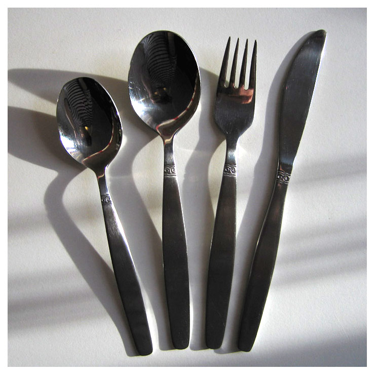 Skynda Fynda: Bloggutmaning: Mina bestick