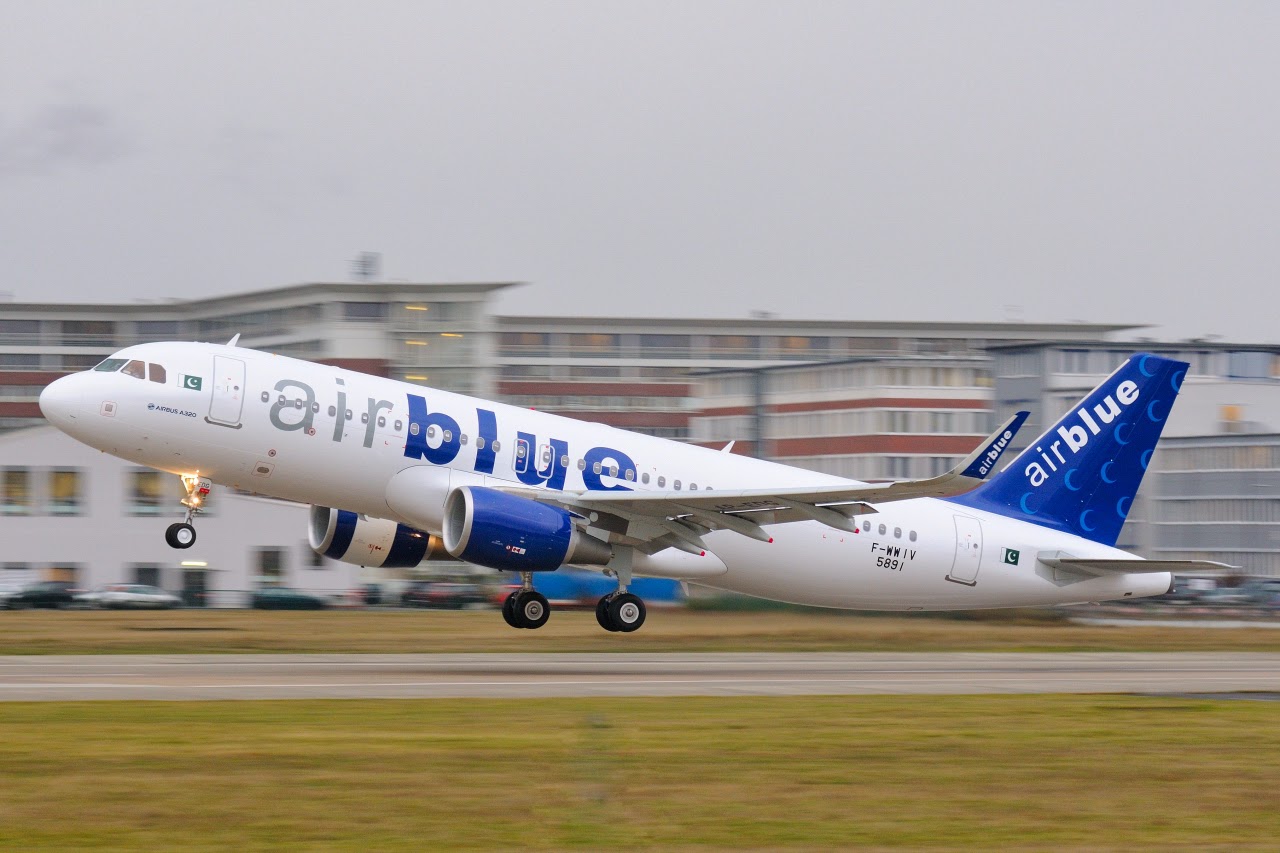 Airbus Hamburg Finkenwerder News: A320-214SL, AirBlue, AP-EDG (MSN 5891)