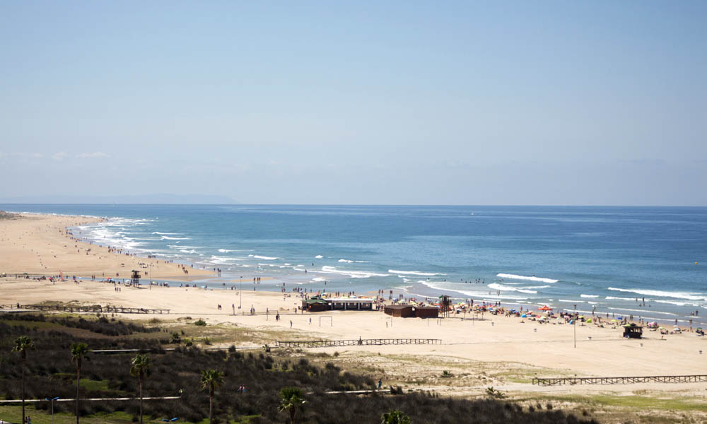 Blog del Hotel Conil Park: Ven a disfrutar las playas de Conil de la ...