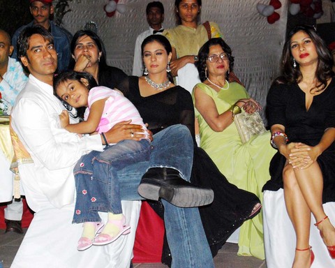 Entertainment World: Ajay Devgan Family
