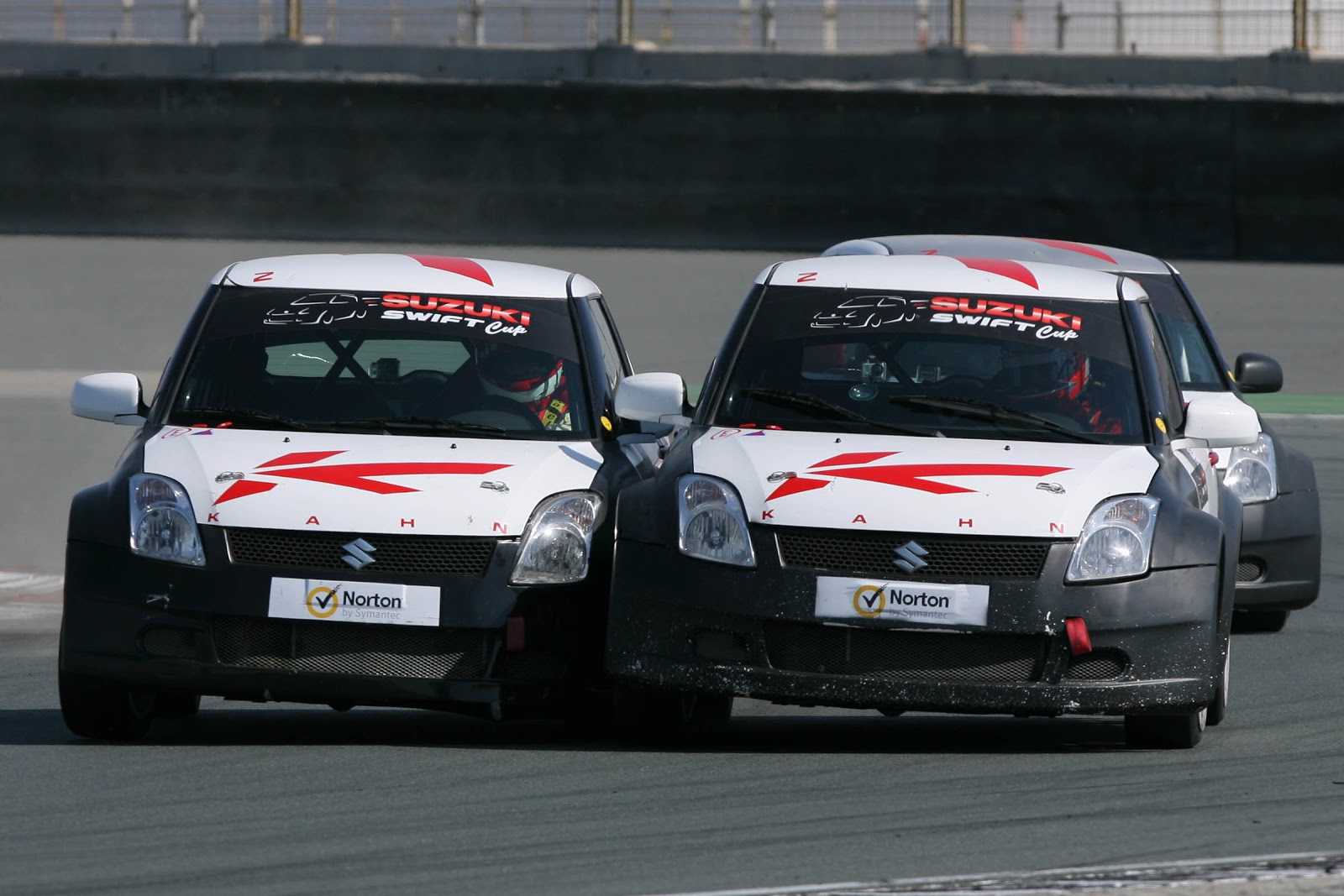Swift R Brothers: JWRC suzuki swift