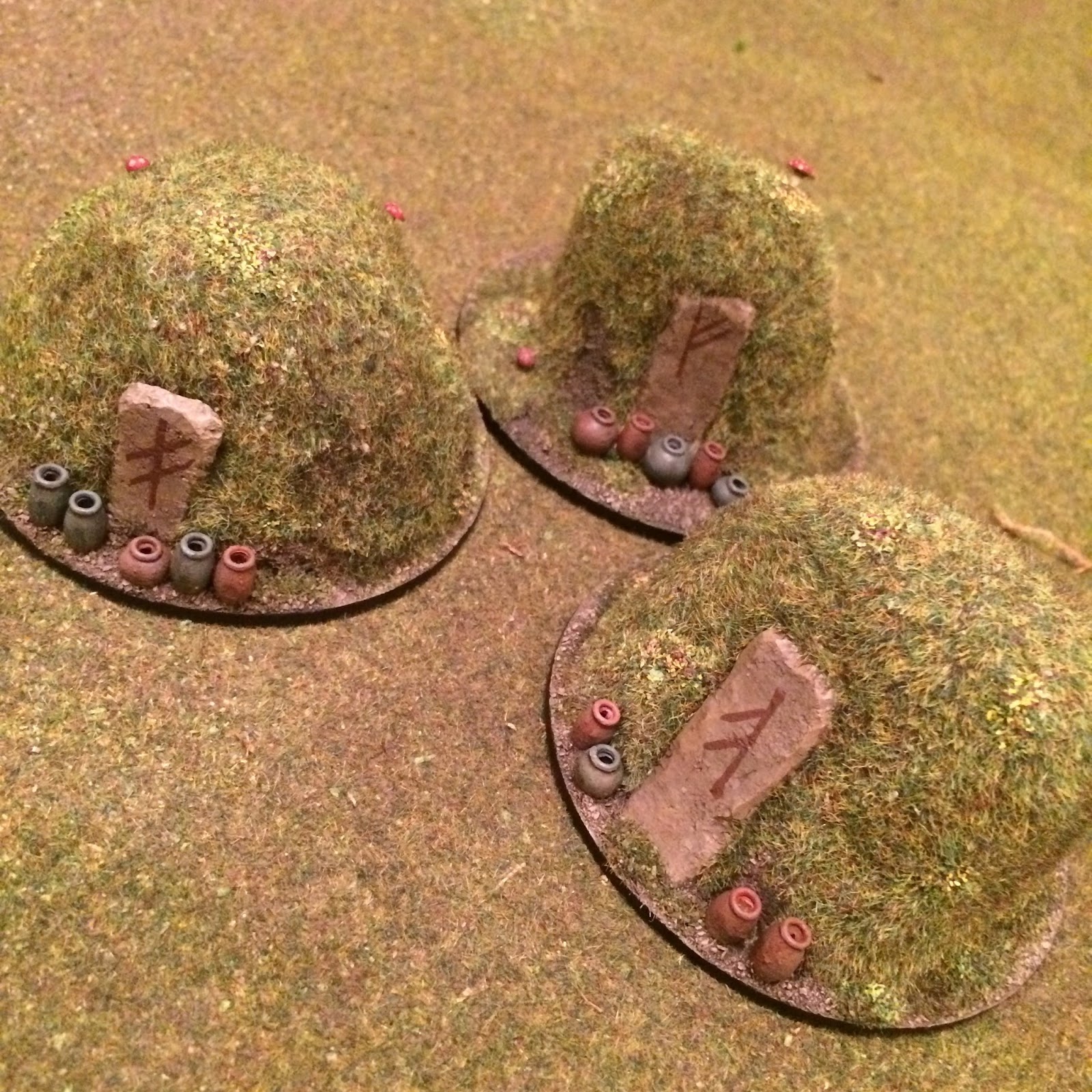Chris' Miniature Woes: Terrain - Grave Mounds