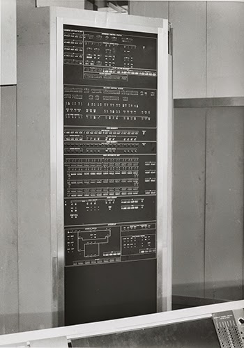 Illinois Distributed Museum : ILLIAC Series