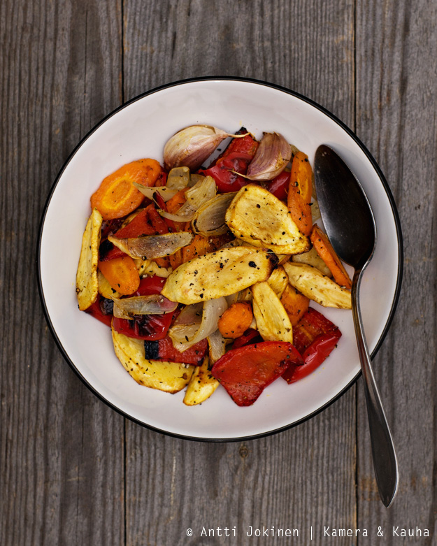 Paahdetut juurekset lakritsijauheella - Kamera ja Kauha | Ruokaa ja ...