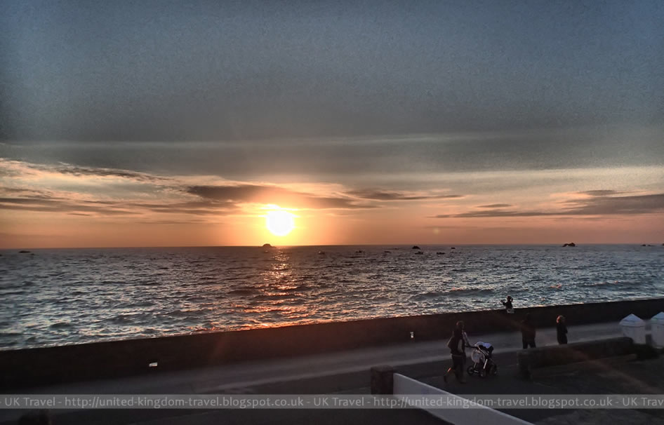 Cobo Bay Hotel in Guernsey - The Globe Trotter