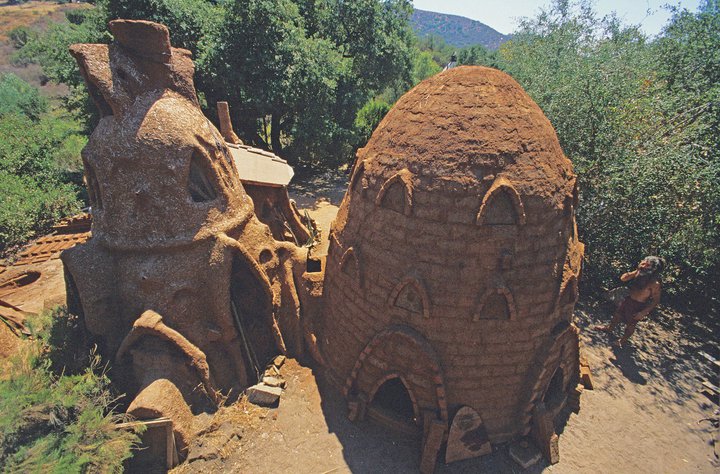 clementina ceramics: CLAY HOMES