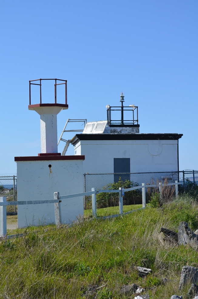 Neal's Lighthouse Blog: Marrowstone Point Lighthouse, Marrowstone ...