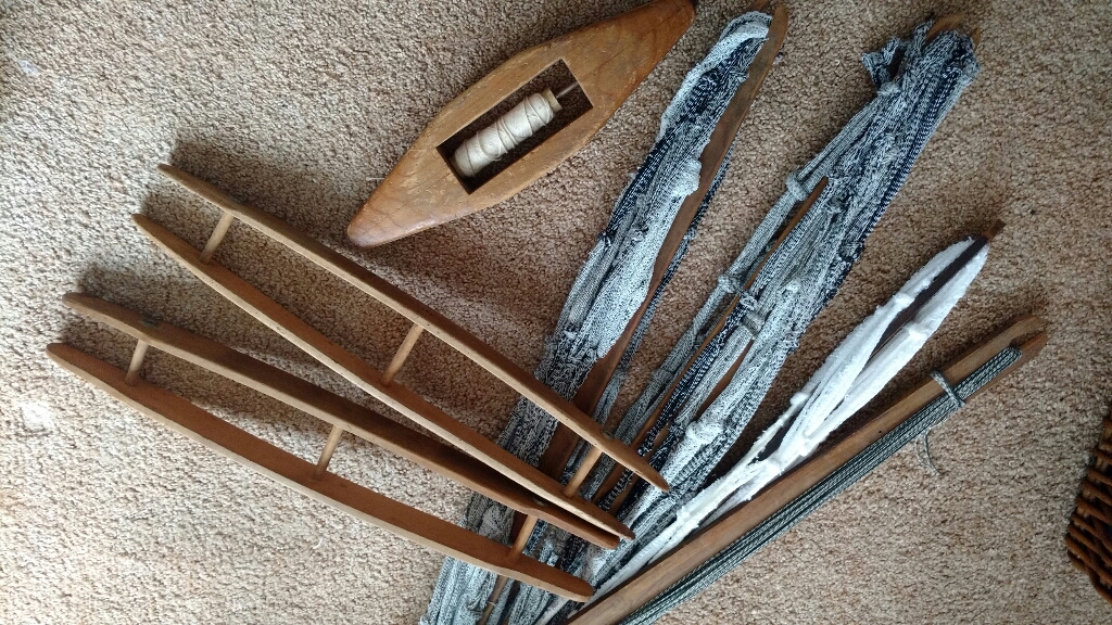 What A View!!! : LITTLE DANDY RUG LOOM FOR SALE - WISCONSIN