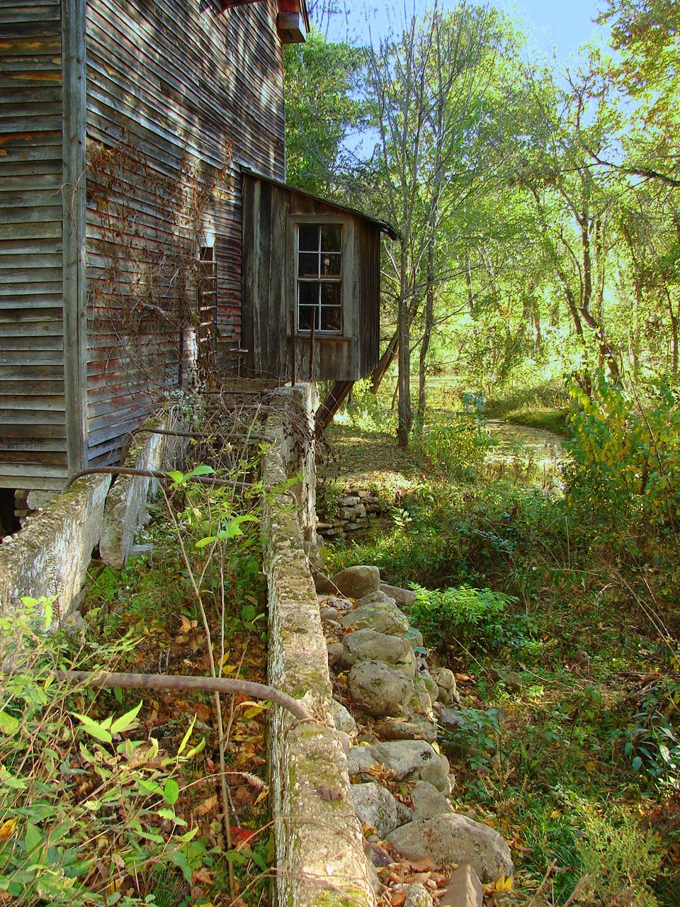Expeditions by Tricia: HISTORIC BOXLEY GRIST MILL