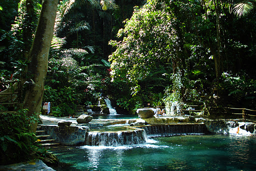 mY oWn bLog ^_^: 10 Unique Natural Springs in the Philippines