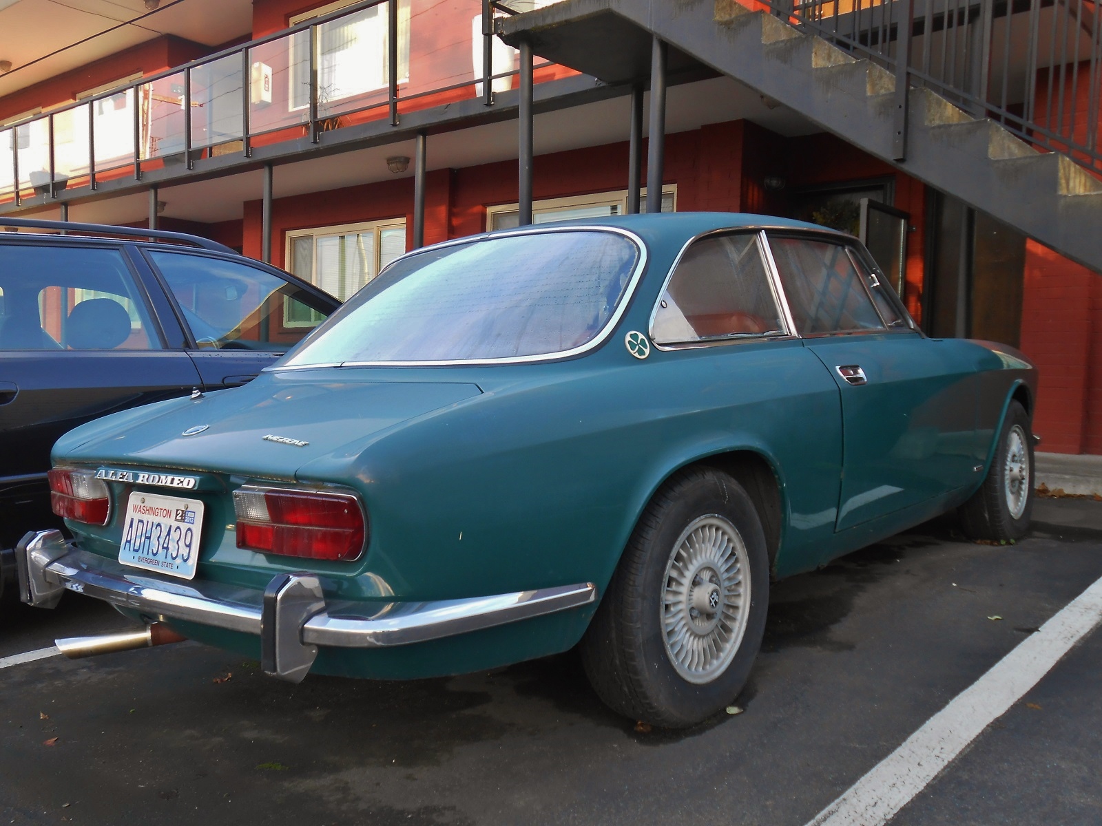 Seattle's Parked Cars: 1971 Alfa Romeo GTV