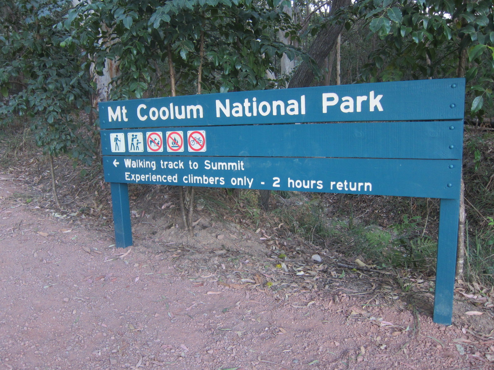 Up AbOve & DoWN UnDer: Mt Coolum