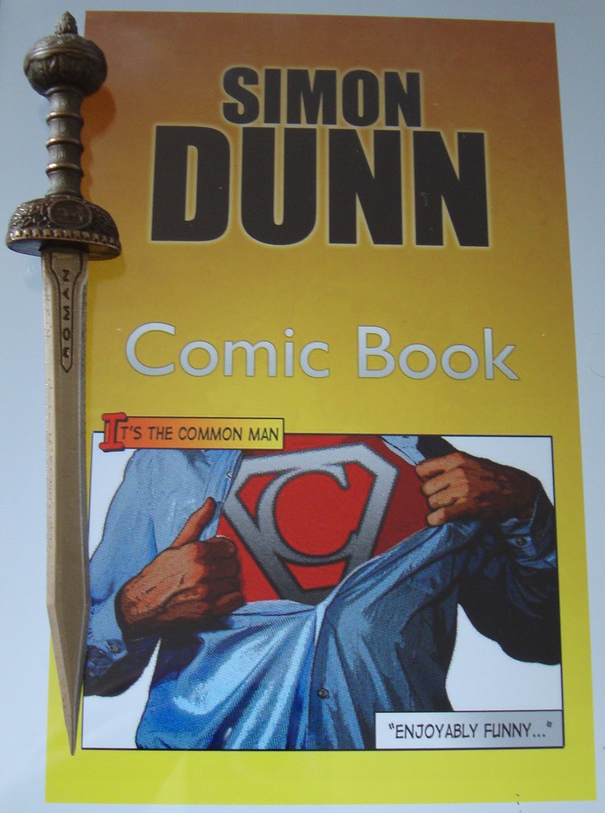 Libros de Olethros: COMIC BOOK. Simon Dunn