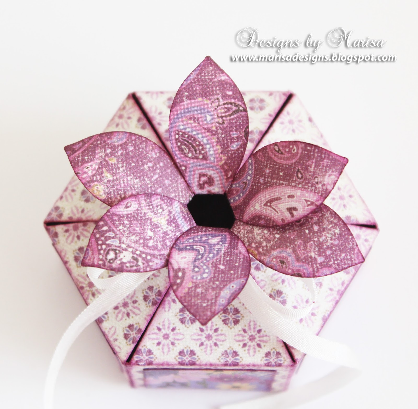 Designs by Marisa: Spellbinders - Flower Top Gift Boxes