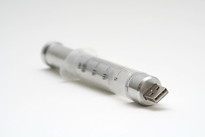 44 Creative Pendrive Designs || meck's blog
