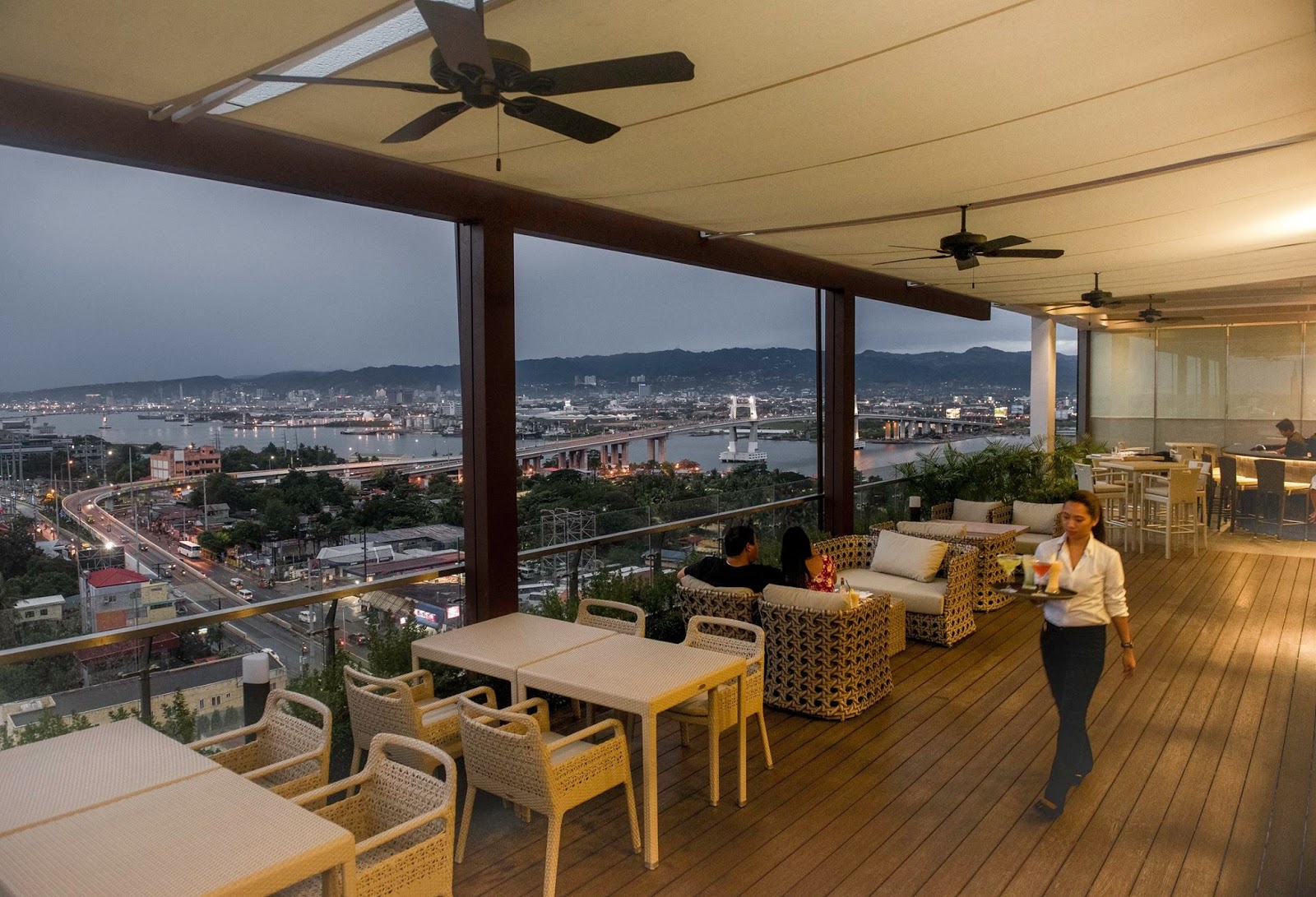 Scape Skydeck: A Taste of Mactan Cebu's Premier Sky Lounge and ...