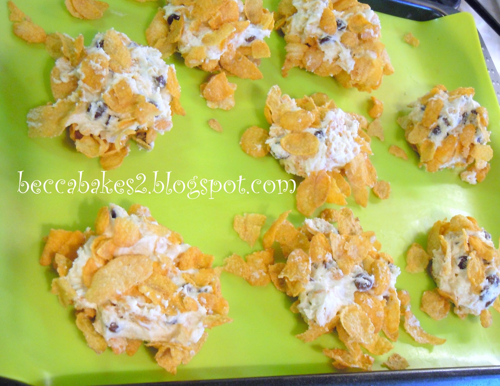 Becca Bakes: Chocky Rocks? They're bonza, mate!