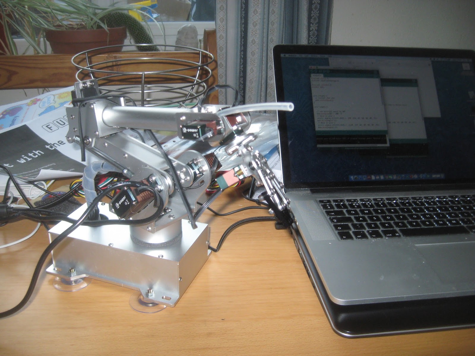 Robots and Physical Computing: Playing with 7bot robot arm