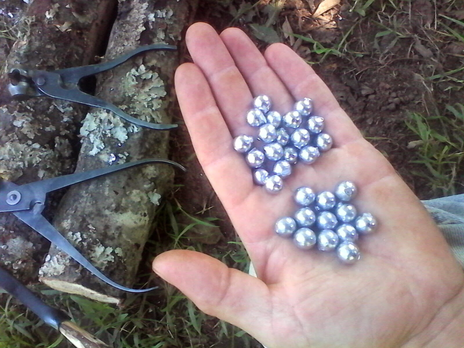 Home-Made-Home: Making bullets.