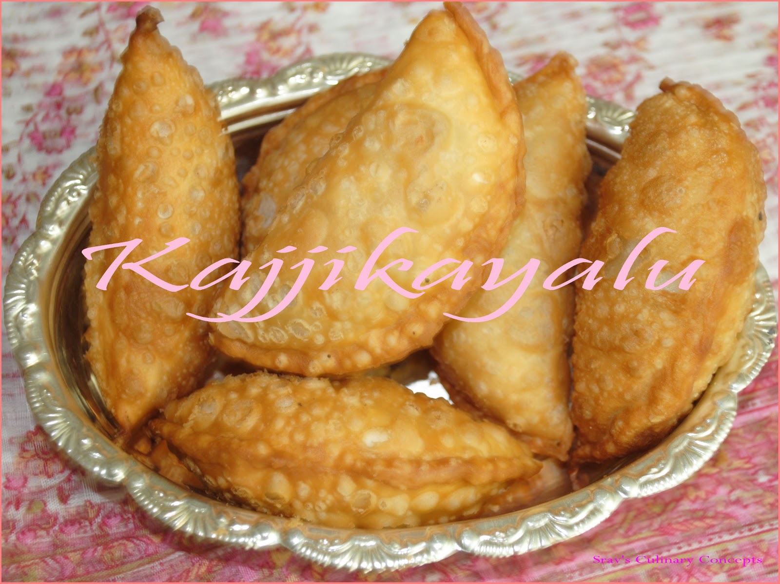 Srav's Culinary Concepts: Kajjikayalu -- Andhra Sweet