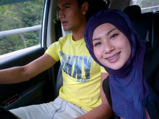 Gambar Afiq Azmi bersama aweknya | FootballScraptBook