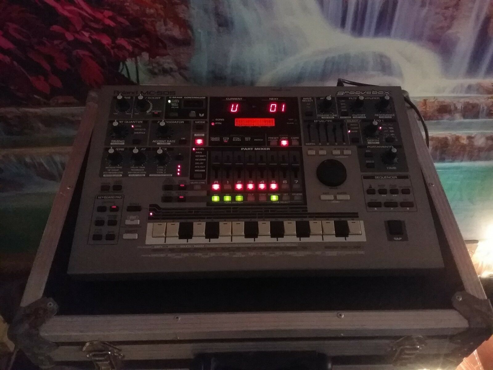 MATRIXSYNTH: Roland MC-505 Groovebox Synth