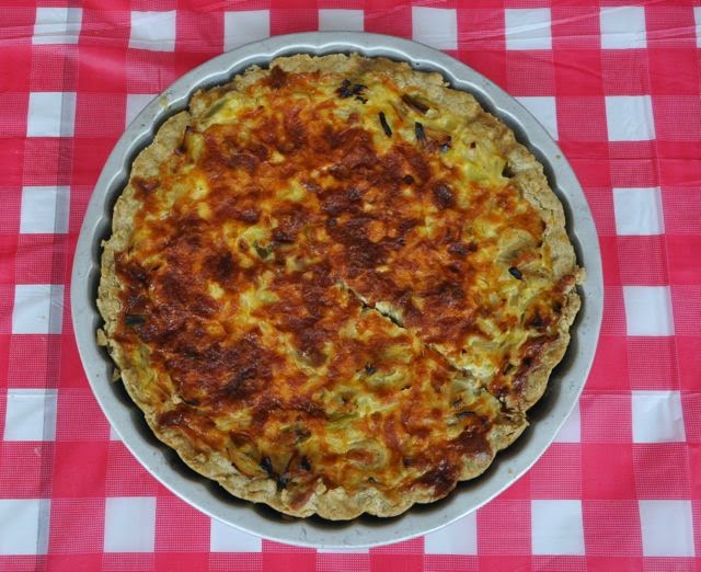 Ma tambouille a Singapour: Flamiche picarde (la tarte aux poireaux du nord)