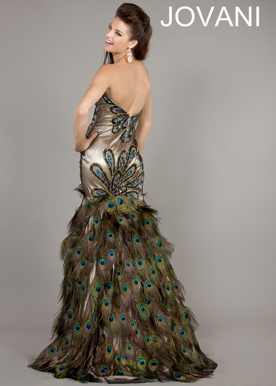 Weddingcandynow When Peacock Is The Wedding Theme