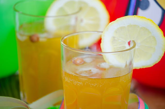 Hauskaa Vappua! (sima): Excuse me... I can't stand up!