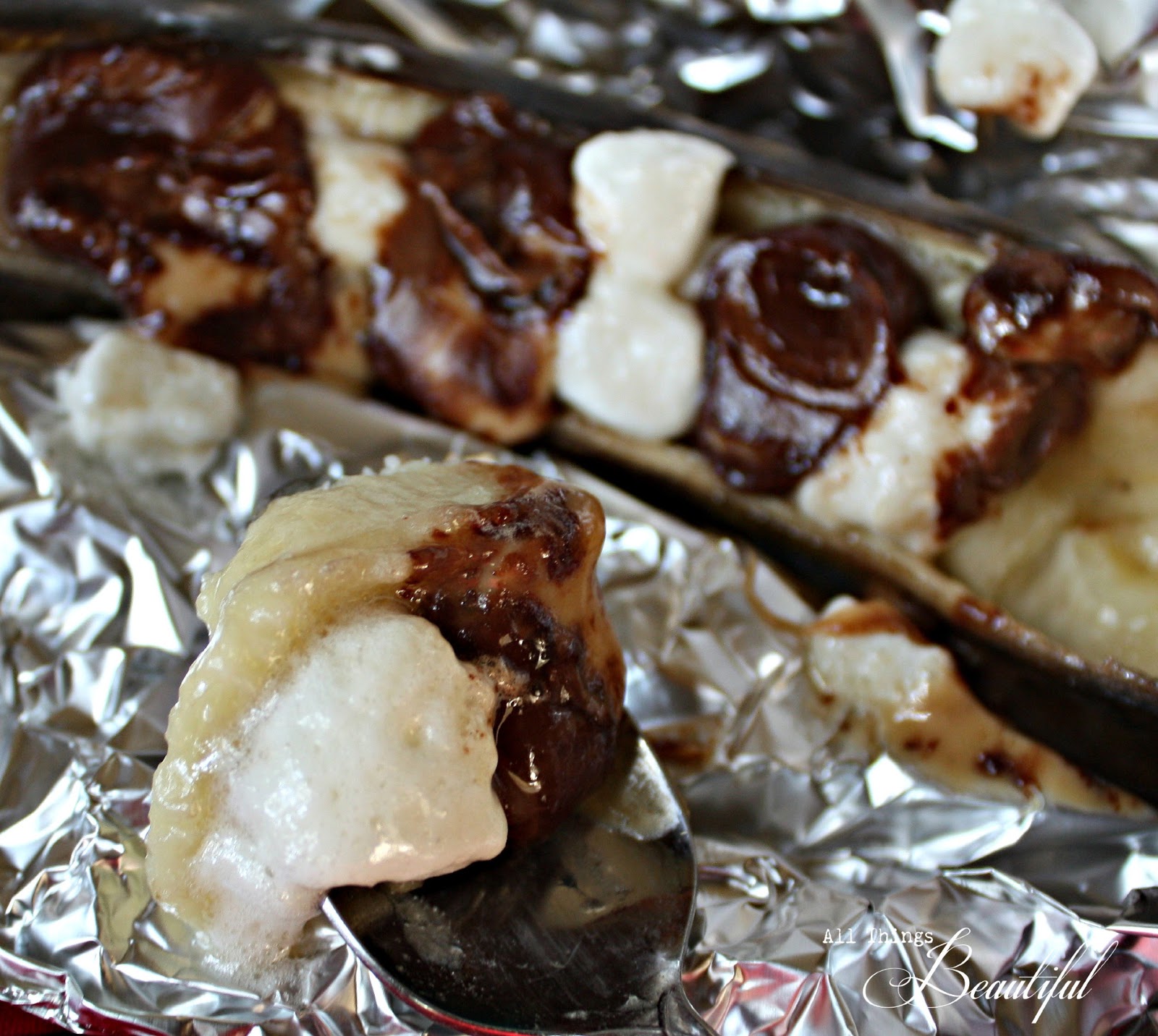 All Things Beautiful: Stuffed and {Grilled Bananas}