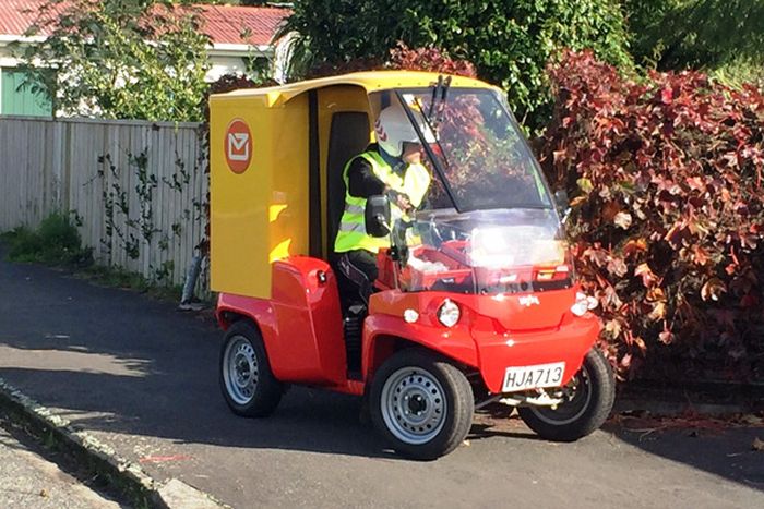 transpress nz: NZ Post electric Loyds Paxster buggy