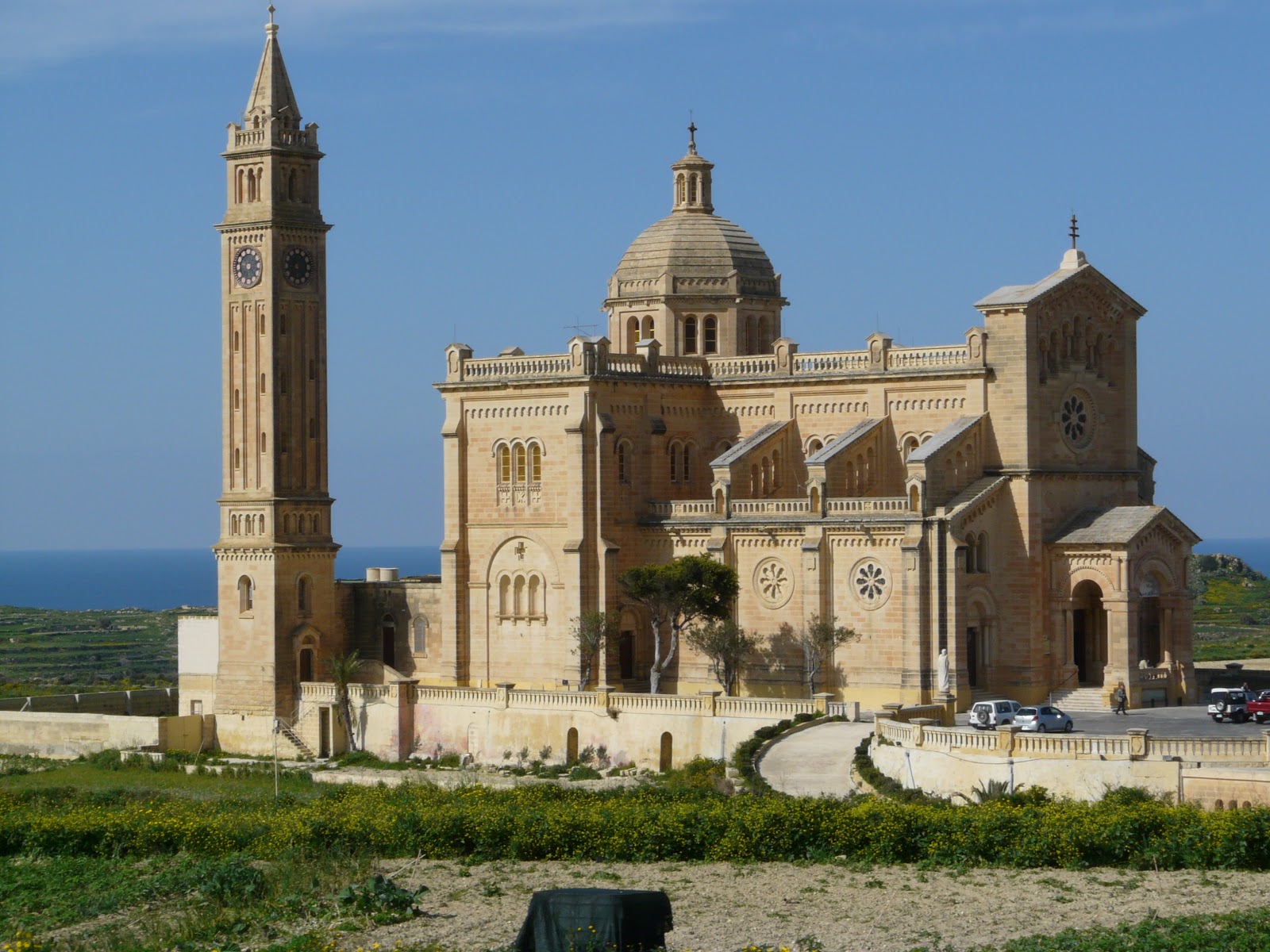 The Big Adventure - Life in Holland!: Malta--the Churches