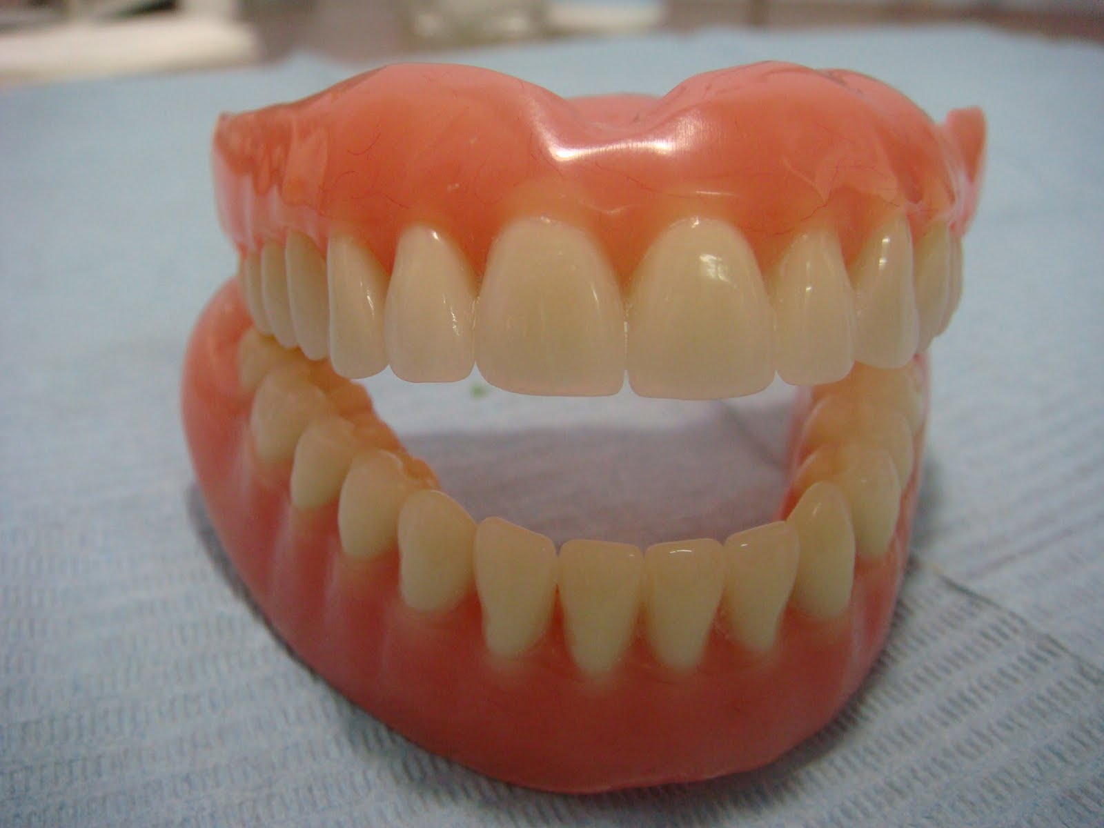 TOTALES ~ Laboratorio de Prótesis Dental Santos