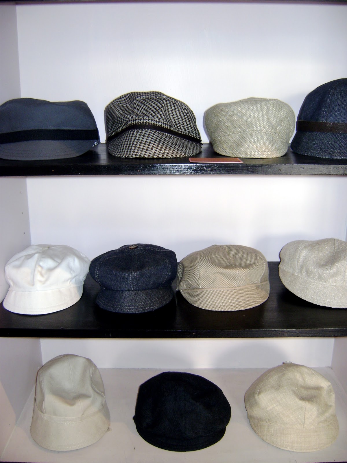 Annabella's: HATS, HATS AND MORE HATS!