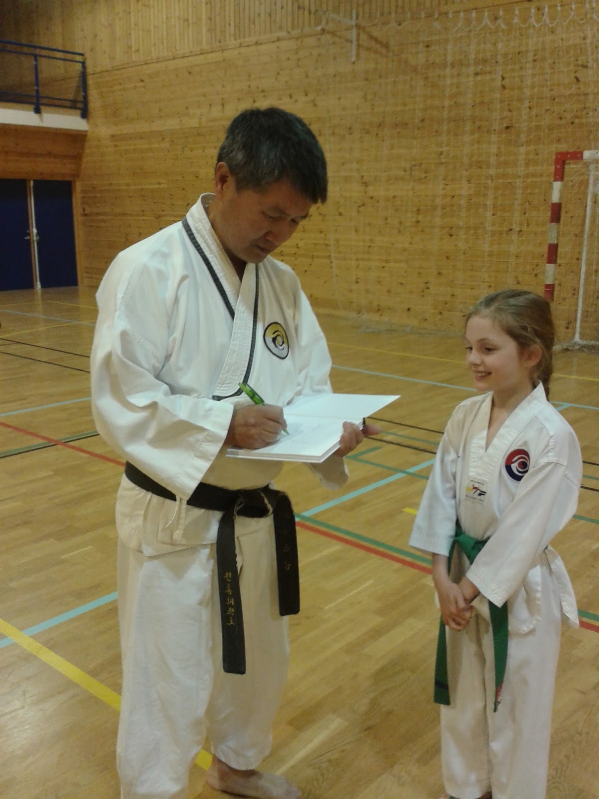 Kvernbit Taekwondo: Grandmaster Cho og master Kim Anna