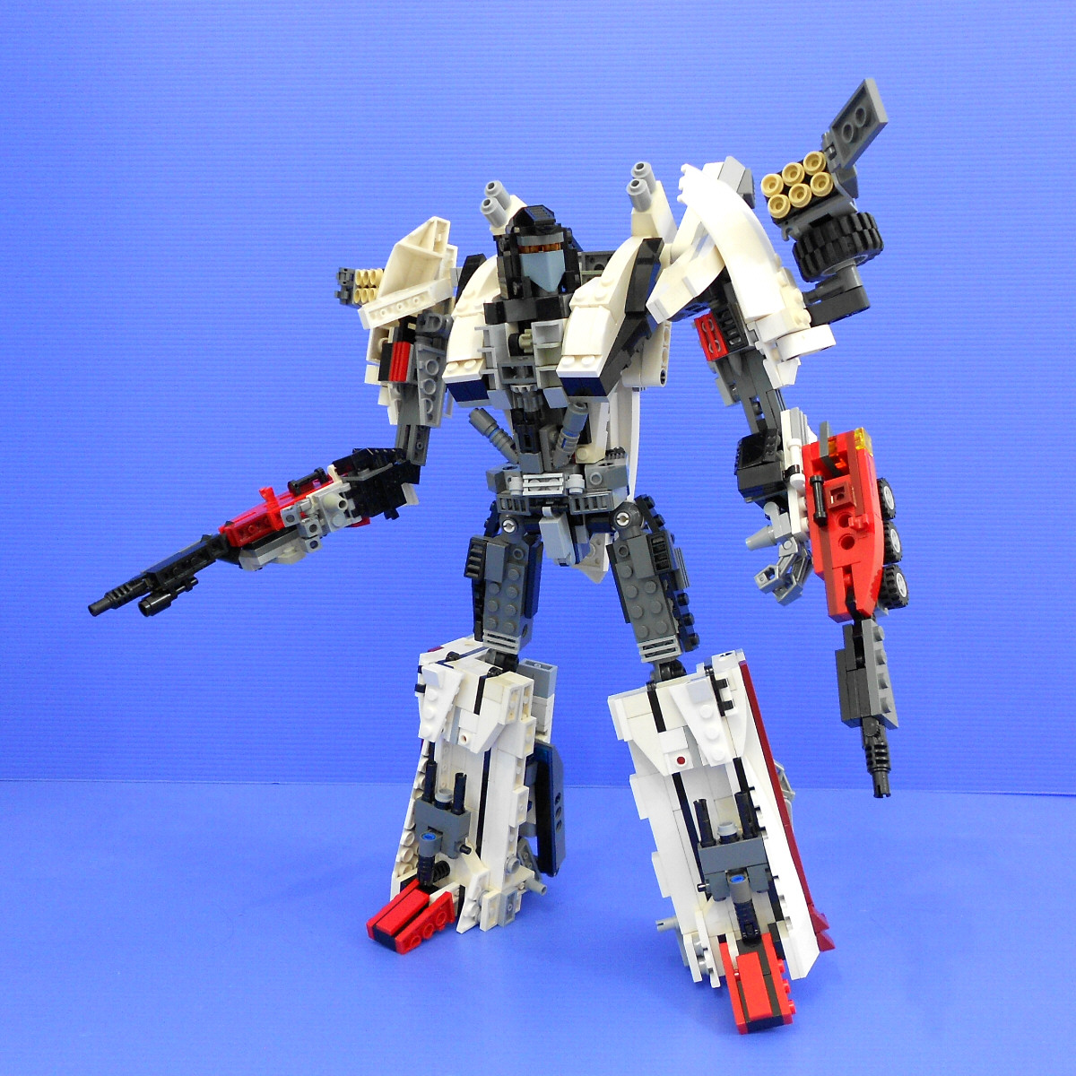 Alanyuppie's LEGO Transformers: LEGO Alphaplex (Neo Metroplex) Triple ...