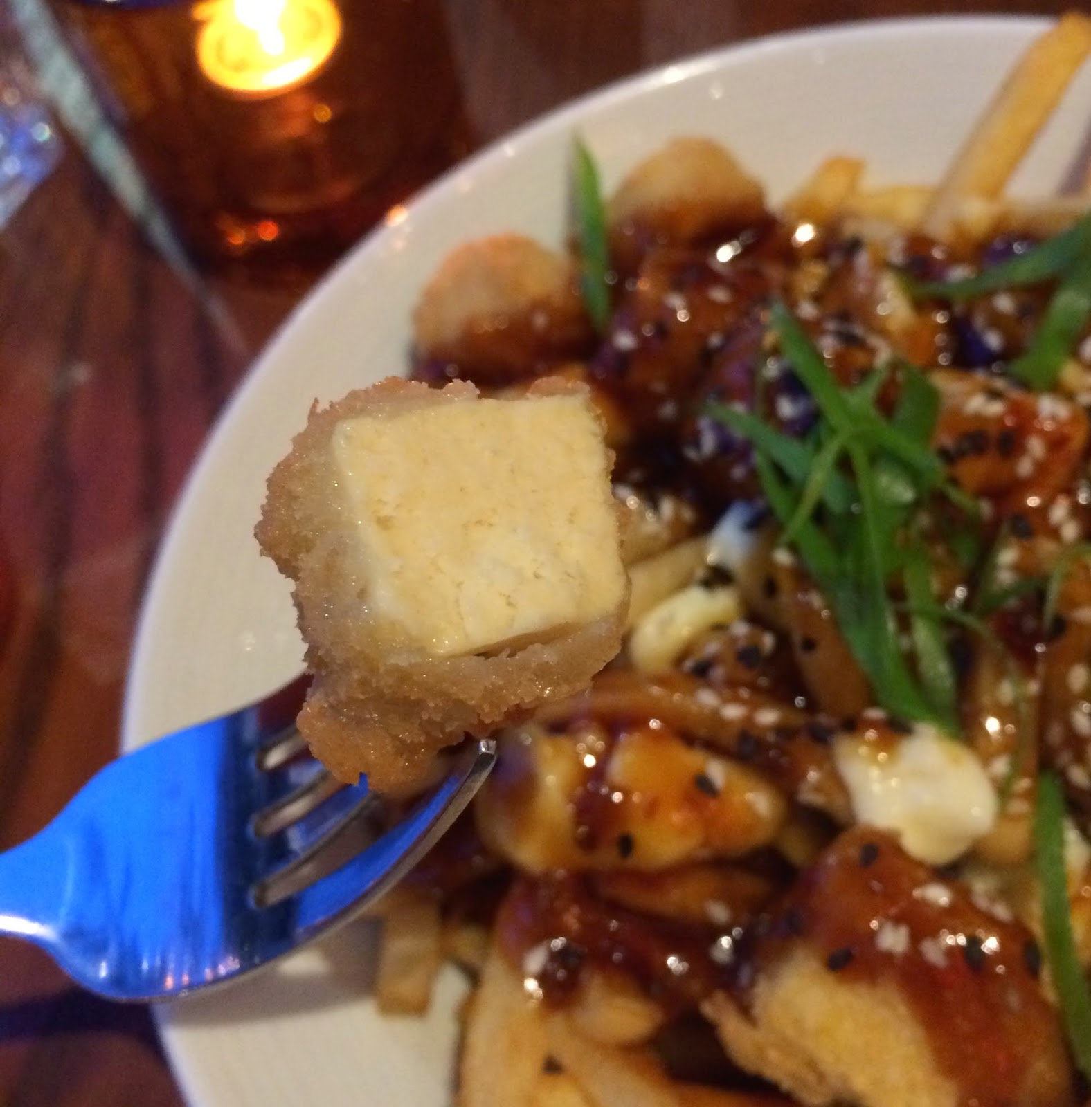 General Tao Tofu Poutine From Sesame / Sesameのジェネラル タオ 豆腐 プーティン ~ I'm ...