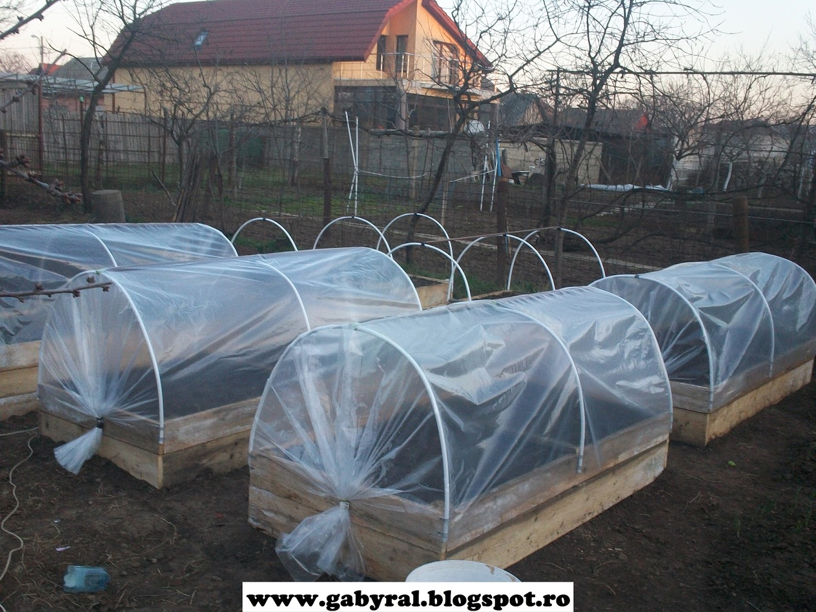 Straturi inaltate | BRICOLAJ - GRADINA - SFATURI si IDEI