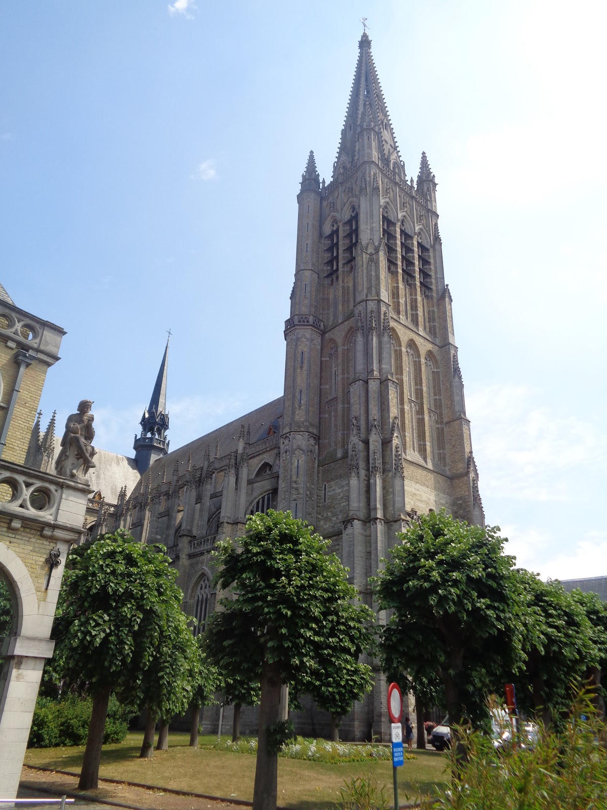 A very tall Royal Destination: St. Martin's Church in Ypres, Belgium