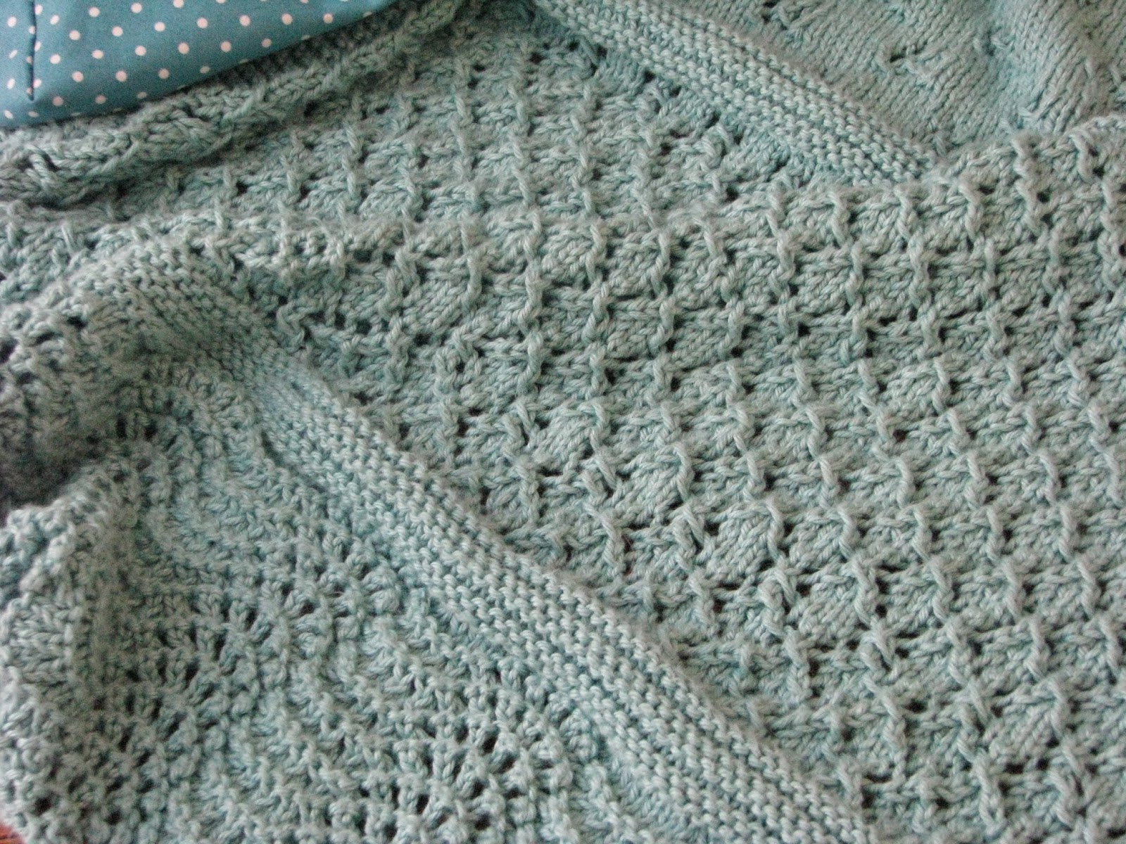 Re-inventing Mother: Yarn Along