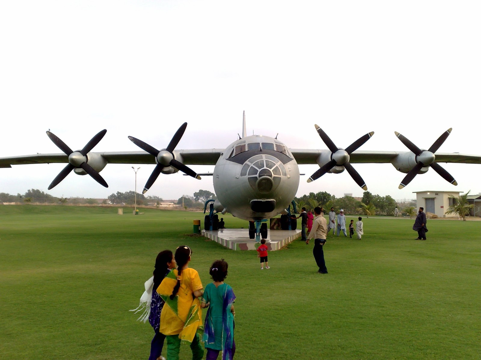 EXPLOREPAKISTAN: PAKISTAN AIR FORCE MUSEUM (KARACHI)