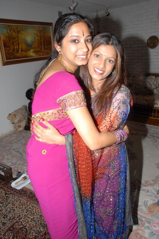 Desi Girls And Aunties Hot And Sexy Pictures Hot And Sexy Aunties With