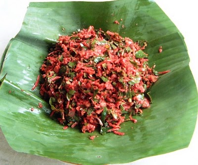 Babi Guling Bu Rai Beras Merah: Lawar Babi ( Lawar Pigs )