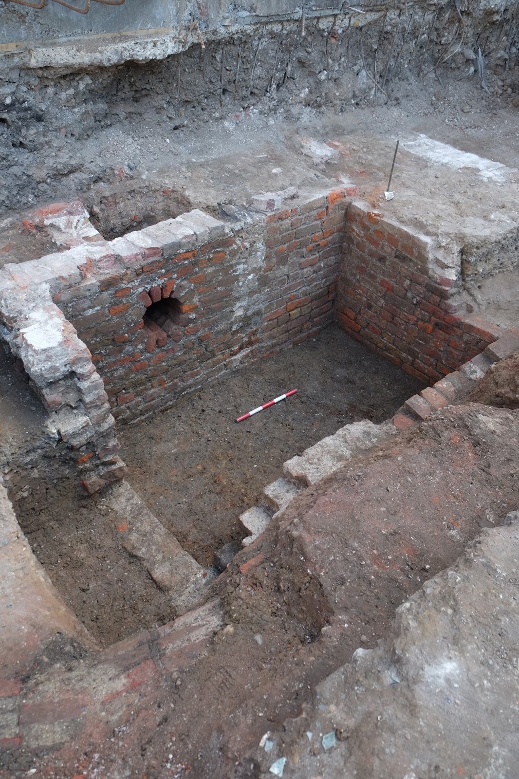 Urban Archaeology: 100 Minories: post-medieval drains and sewers…