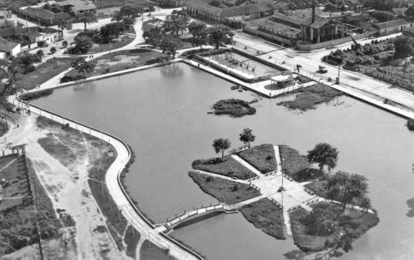 Parque El Arenal - Mural "La gesta del Oriente Boliviano"