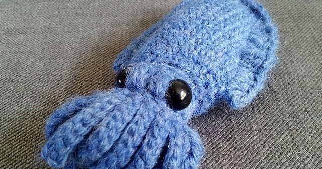 Little Limpet: Free Cuttlefish Crochet Pattern