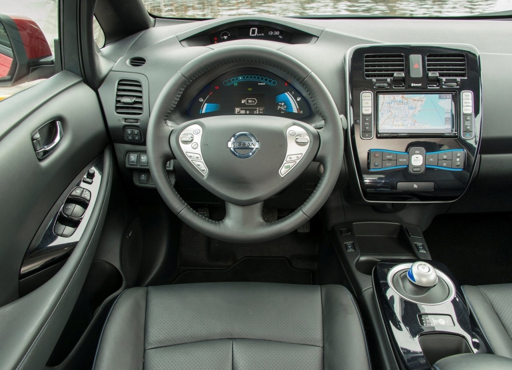 APRESENTAÇÃO: Nissan Leaf (MY 2014) - COCKPIT AUTOMÓVEL